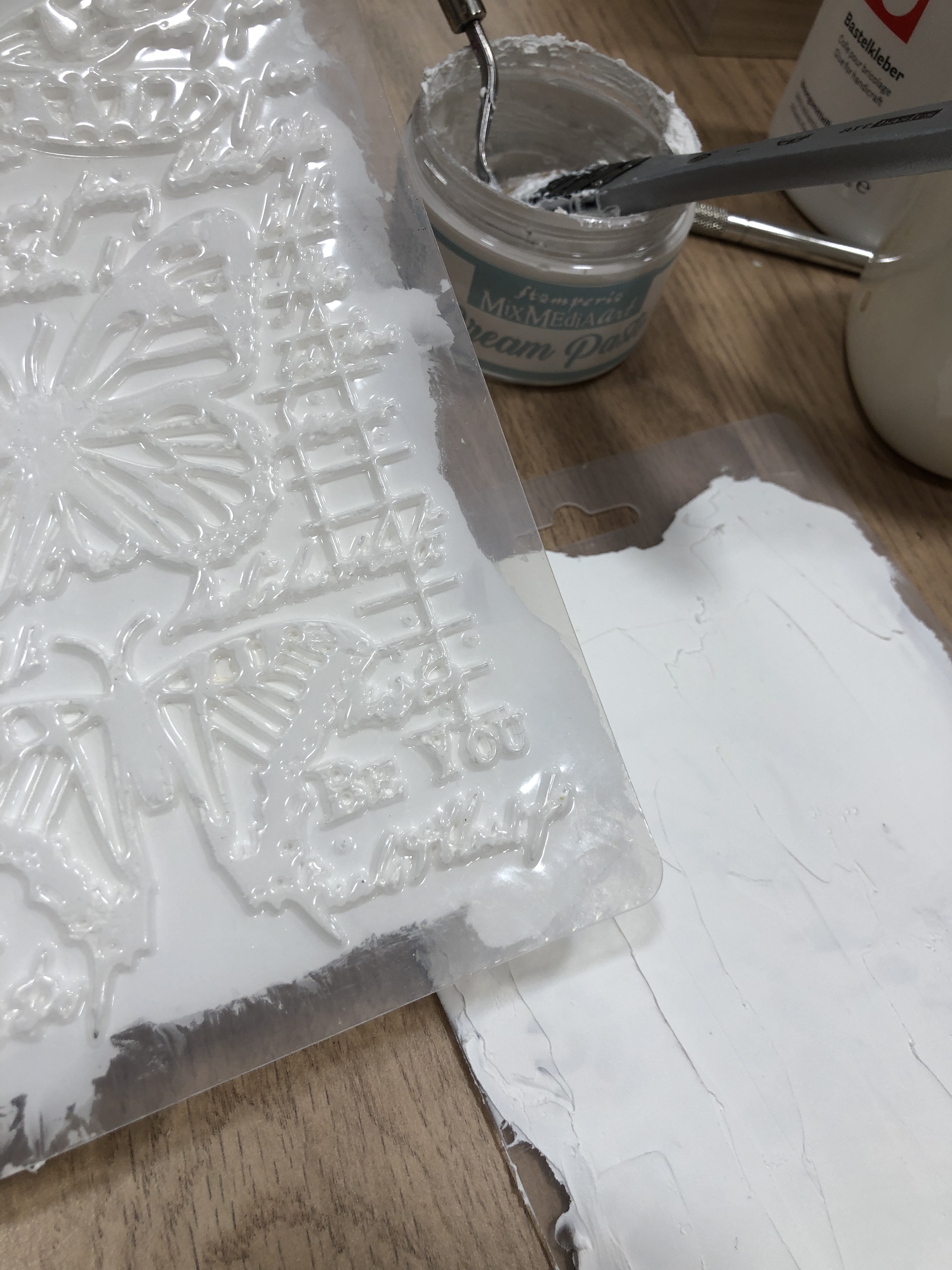 Cream Paste – Toutencolle Le Blog
